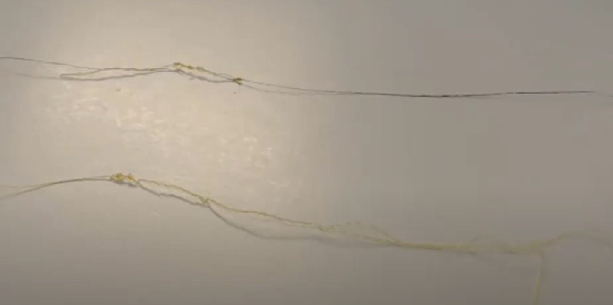 Singer Sewing Machine won't turn on and How to solve