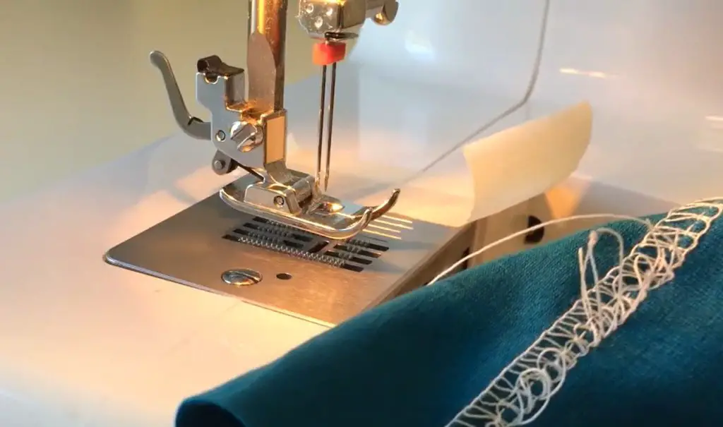 Sewing Machine Needle Sizes - A Basic Guide